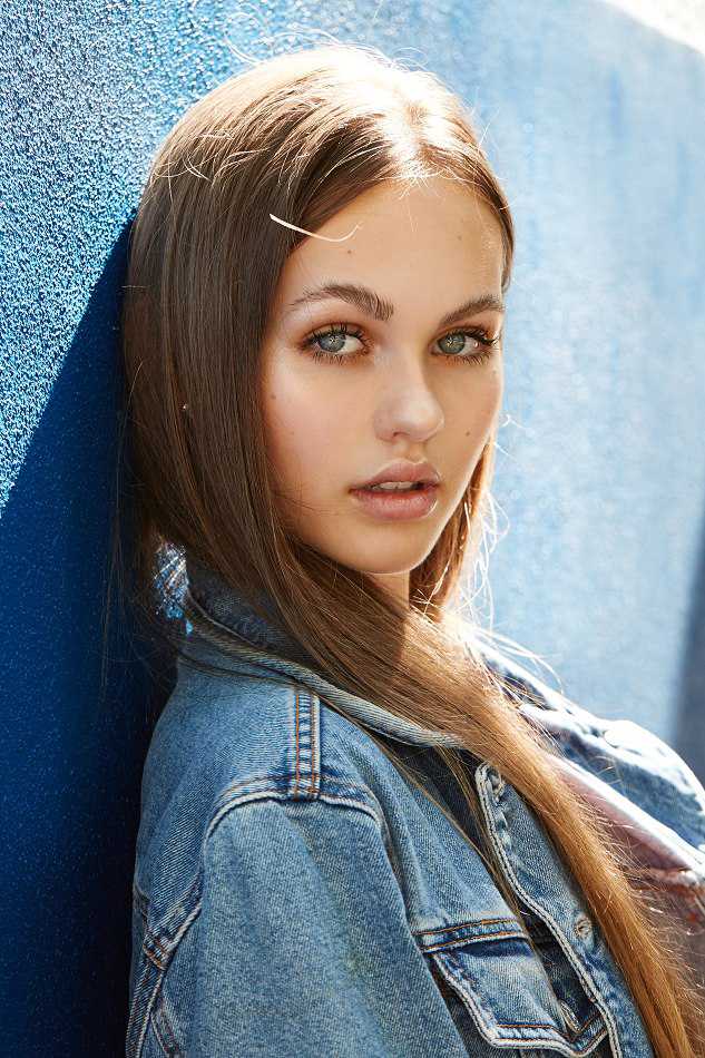 Picture of Lily Easton