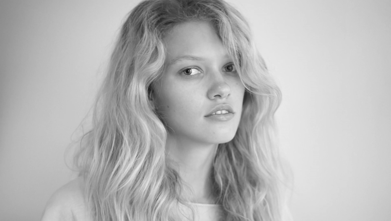 Picture of Maggie Laine