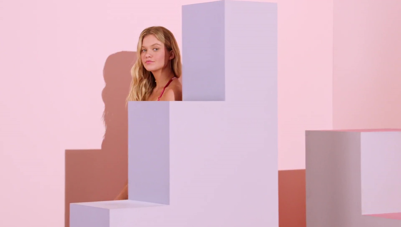 Picture of Maggie Laine