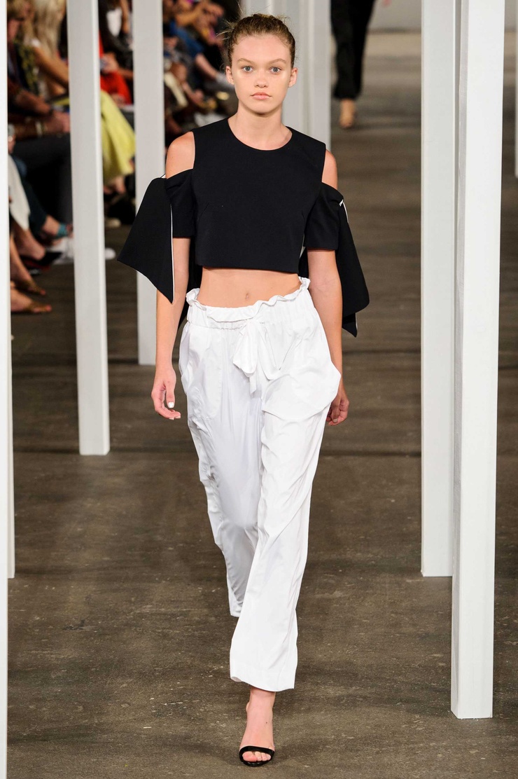 Maggie Laine image
