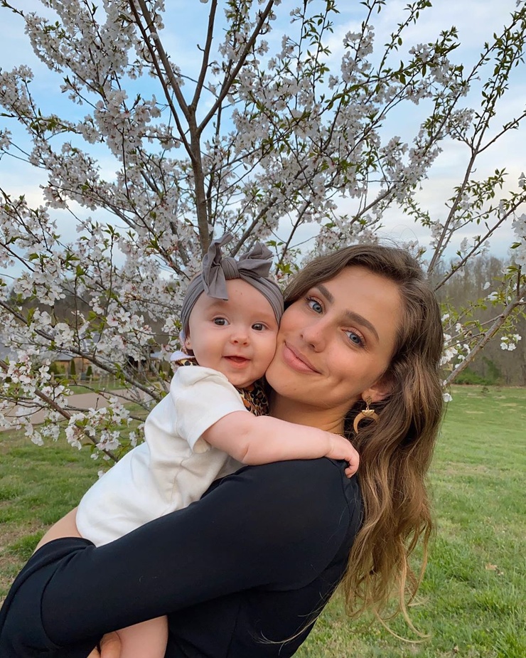 Picture of Brooke Bush