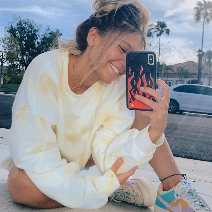 Picture of Madison Lewis