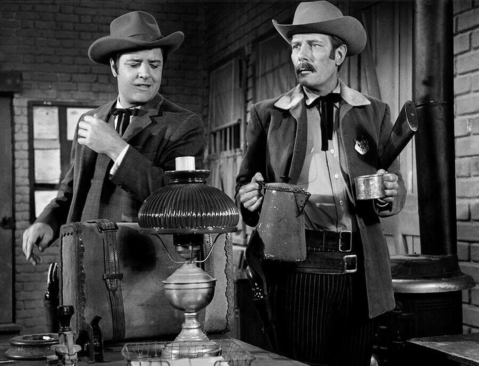 Richard Long, Frank Marth