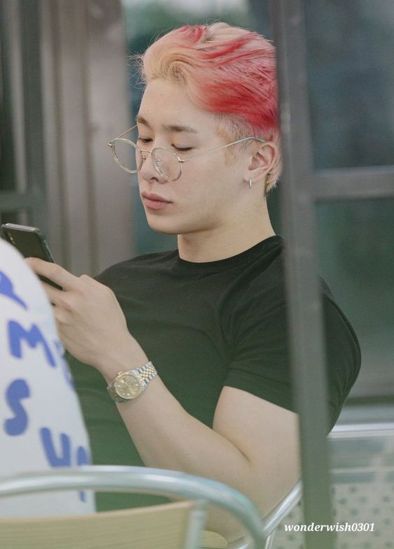 Picture of Wonho (MONSTA X)