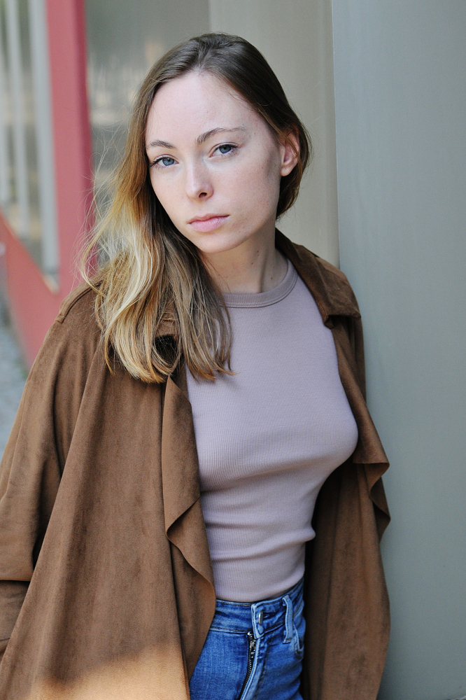 Picture of Natalie Holle