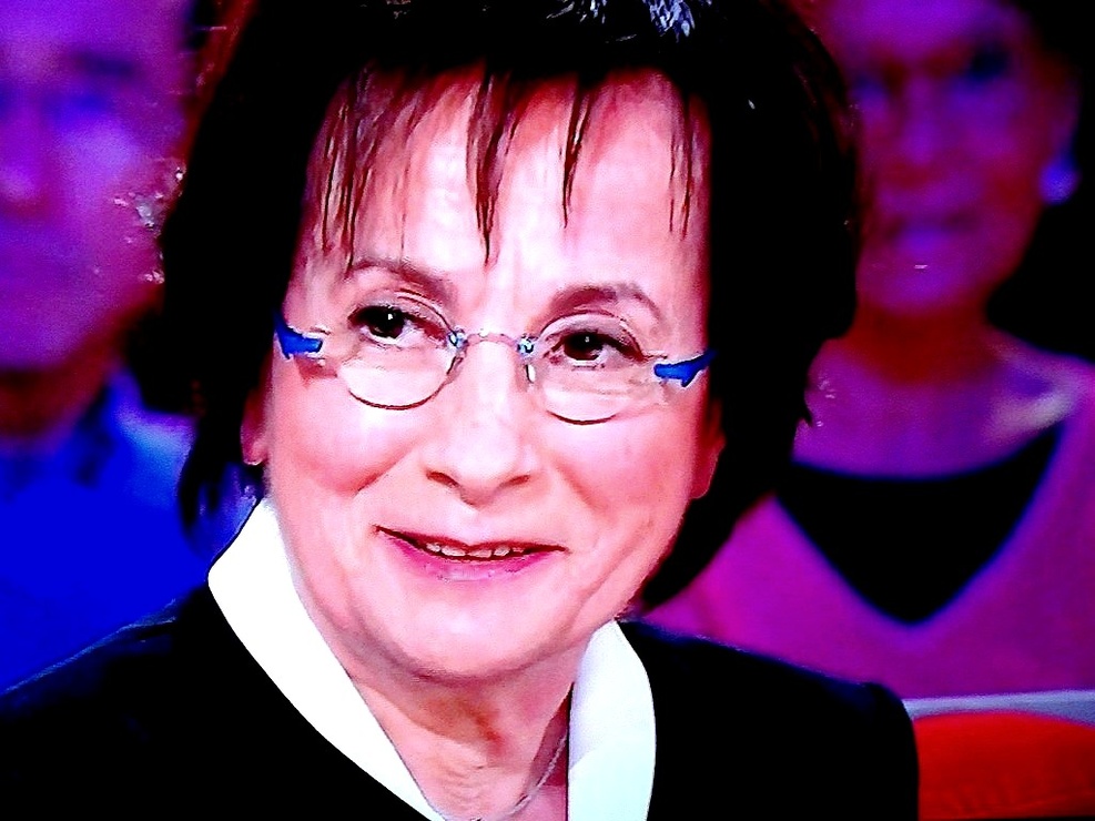 Marie-Paule Belle picture