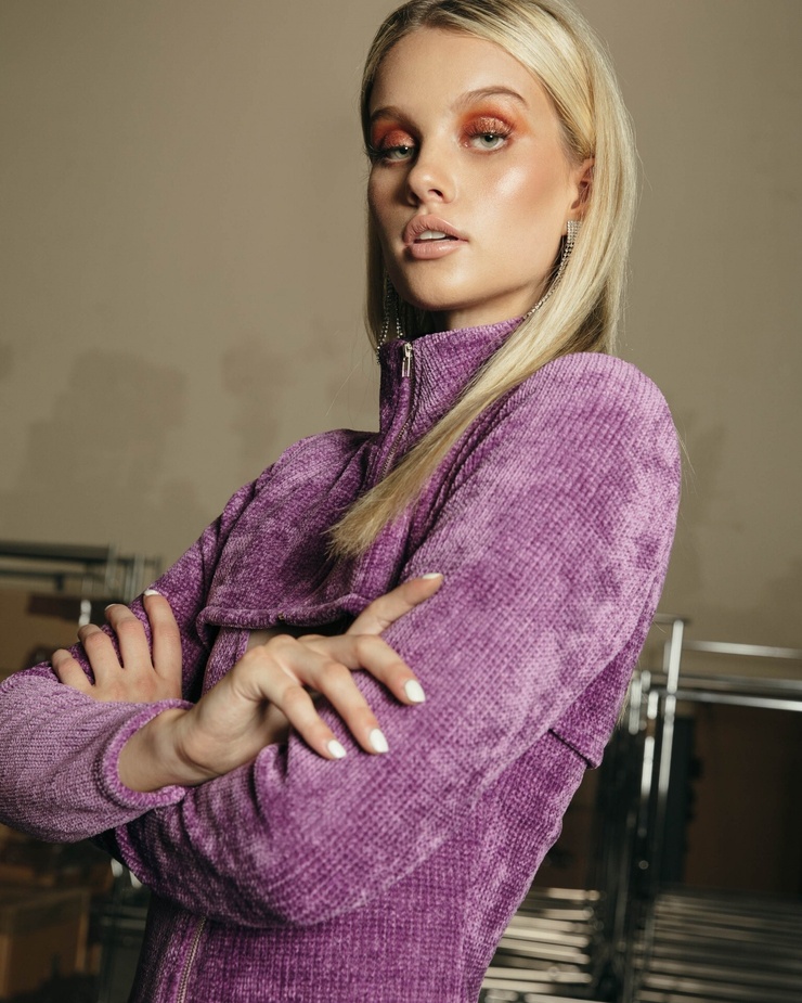 Image of Hazel Graye