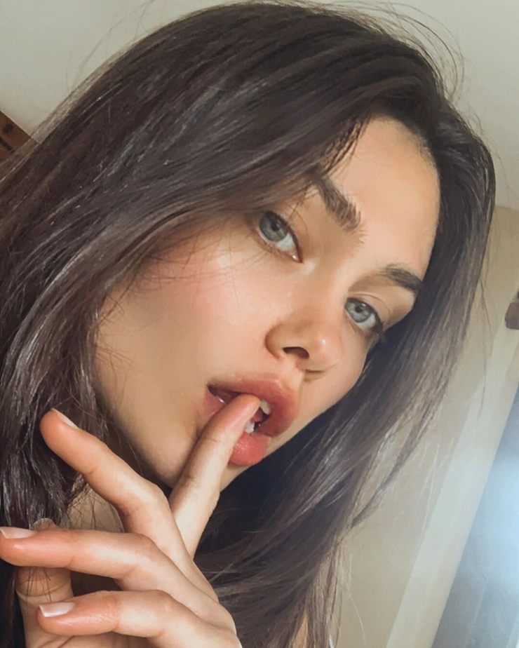 Picture of Vika Bronova