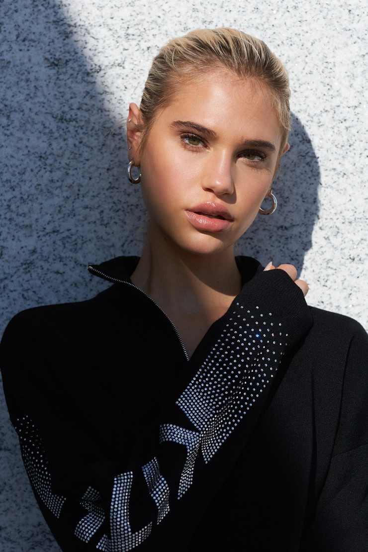 Meredith Mickelson picture