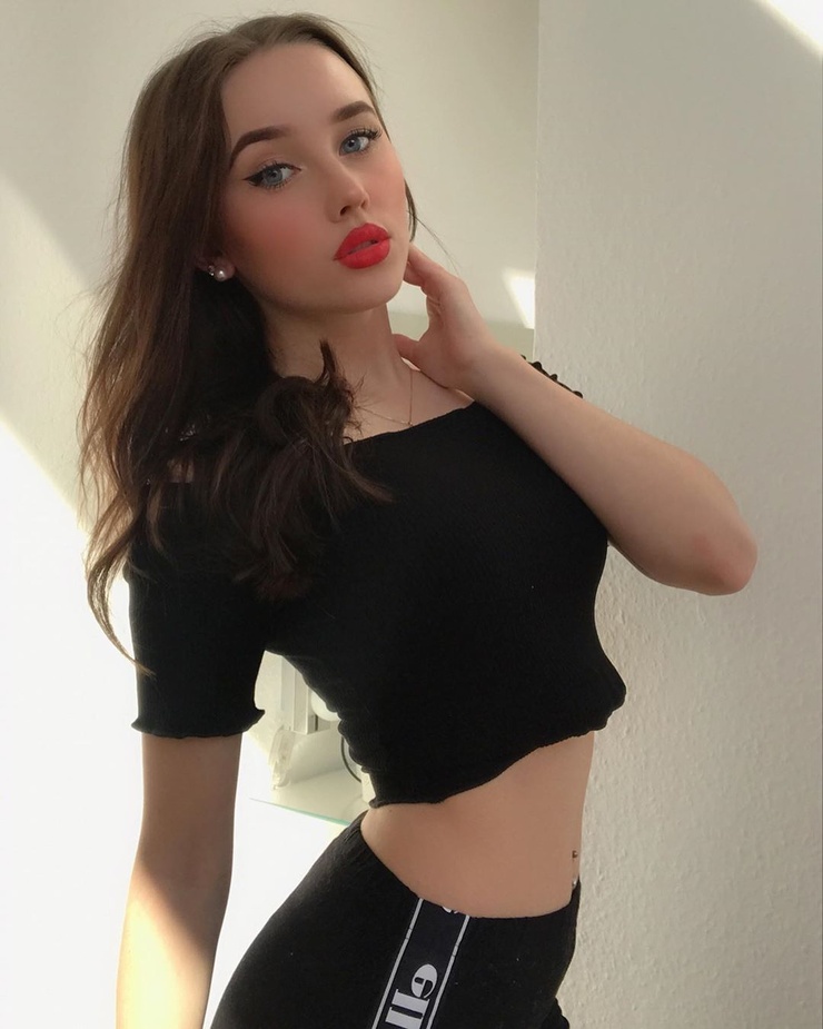 Picture of Nicole Sto