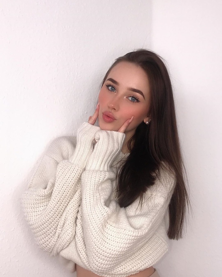 Picture of Nicole Sto