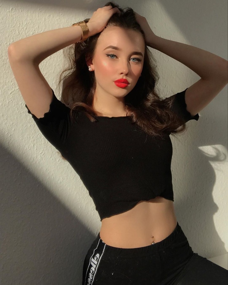 Picture of Nicole Sto