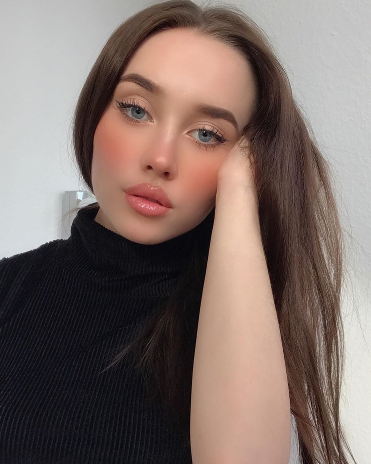 Picture of Nicole Sto