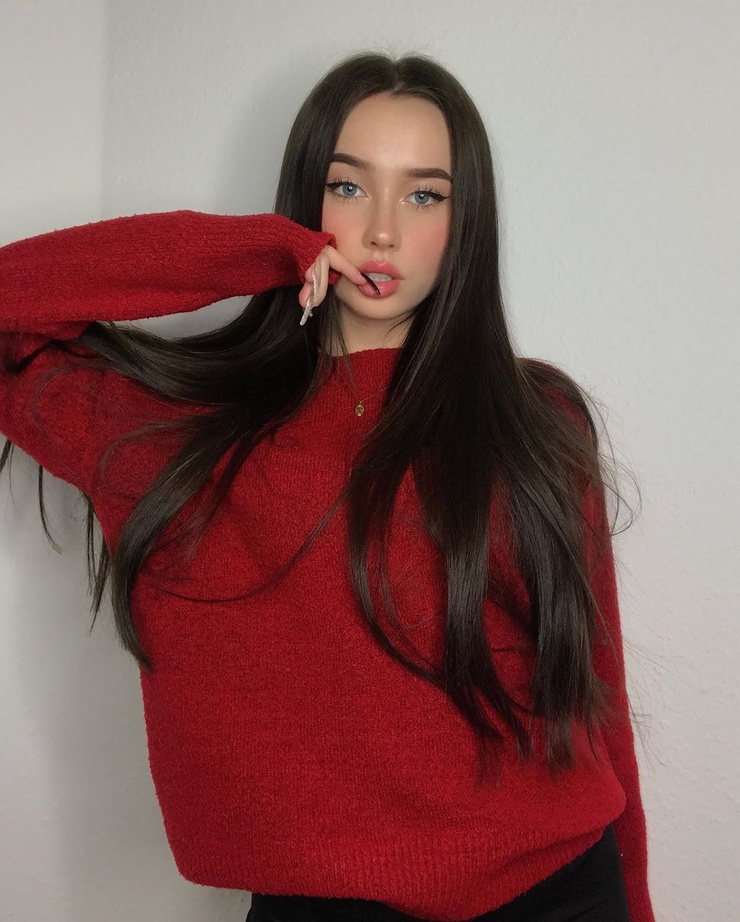 Picture of Nicole Sto