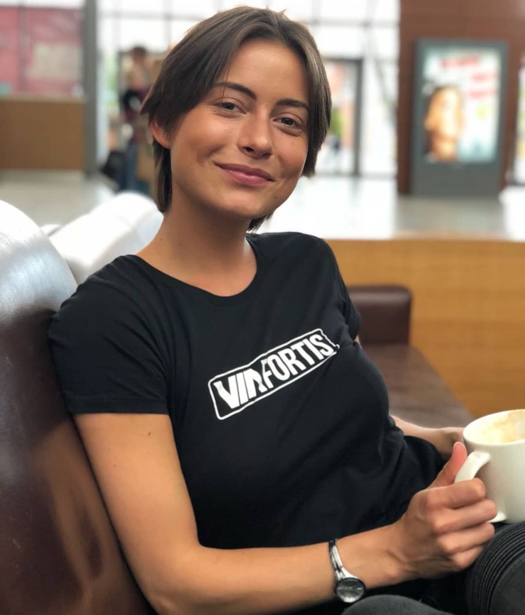 Picture of Jennifer Lange