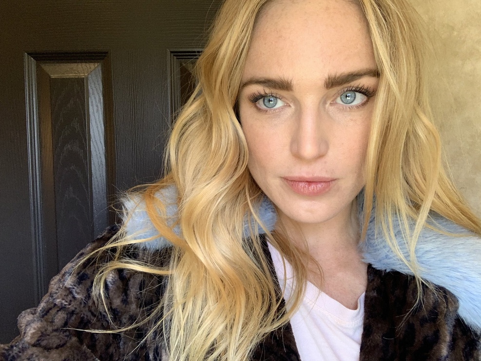 Caity Lotz picture
