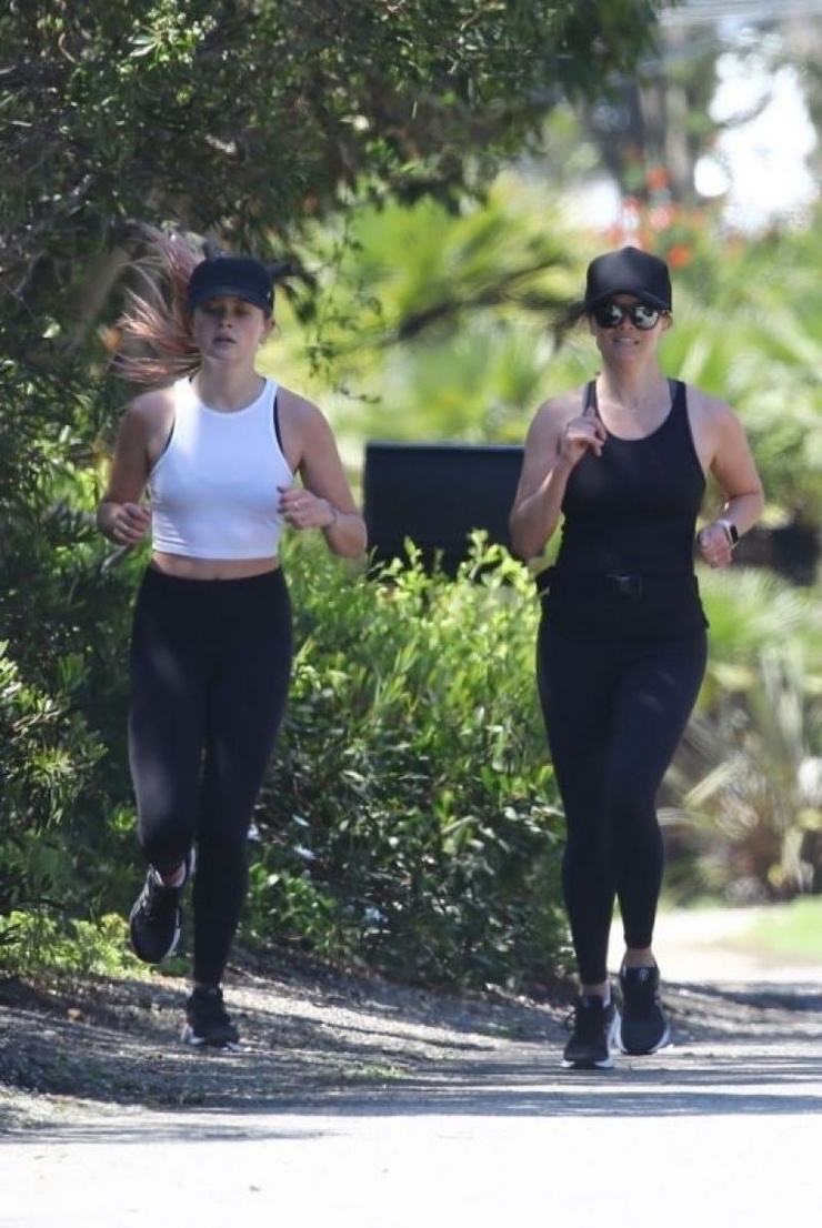 Picture of Ava Phillippe