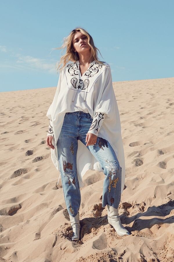 Picture of Maggie Laine