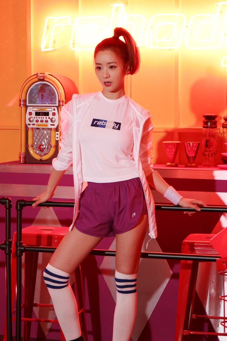 Picture of Yoon Bomi