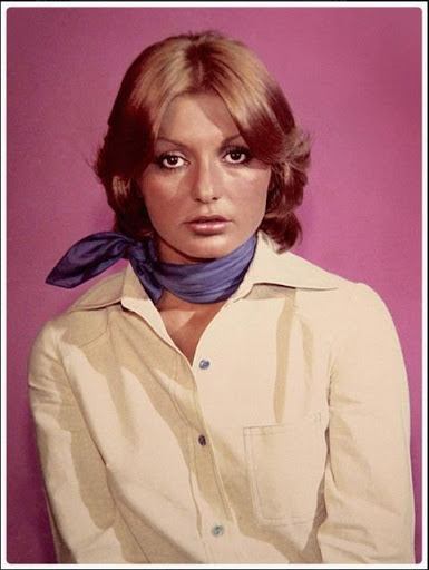 Googoosh picture