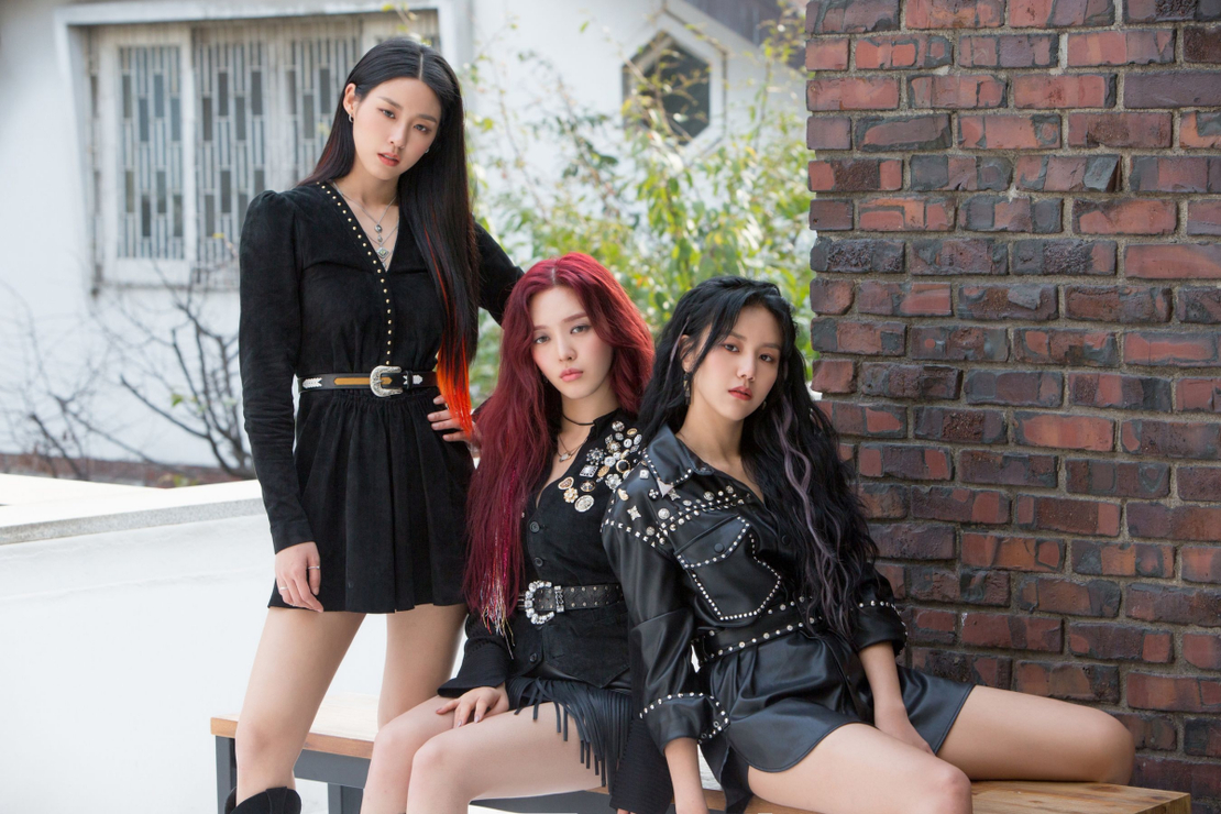 Picture of AOA (band)