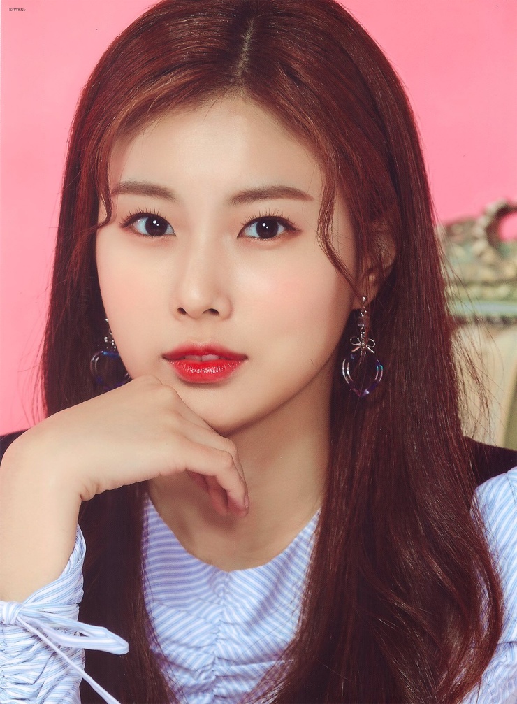 Kang Hyewon picture