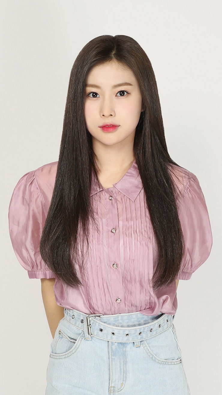 Kang Hyewon picture