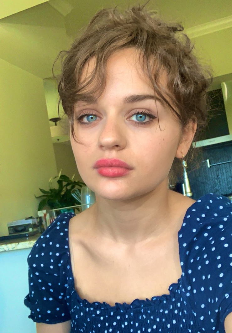 Joey King image