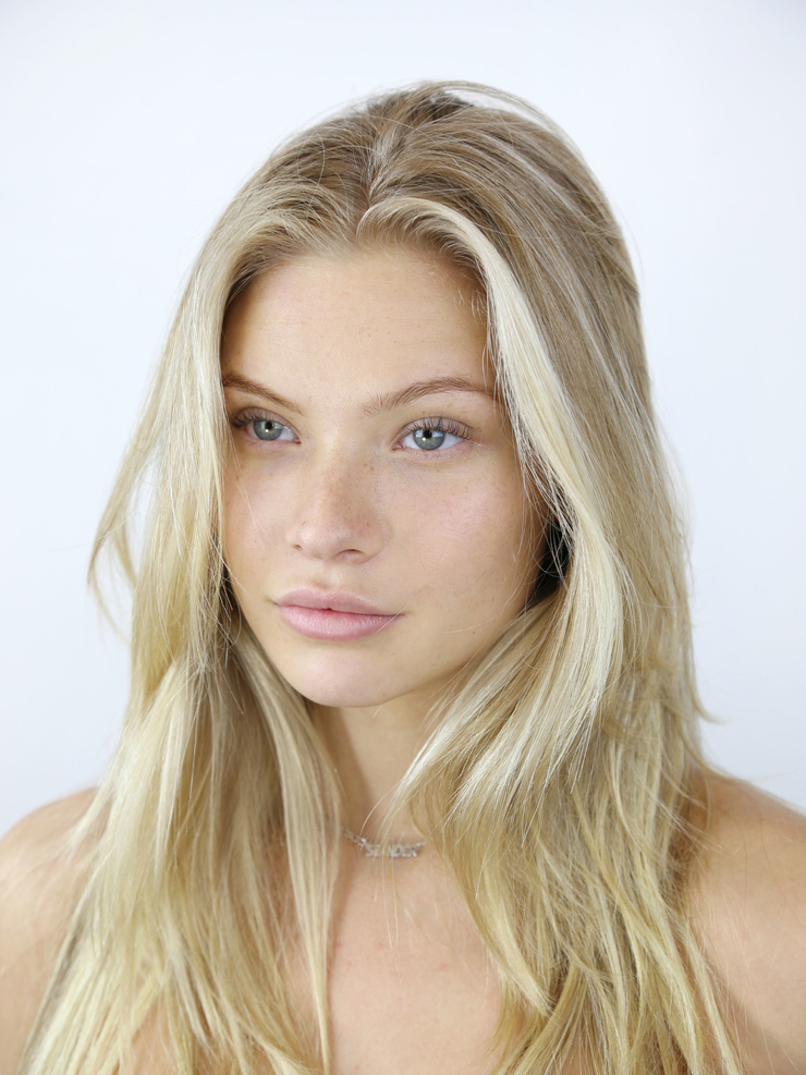 Picture of Josie Canseco