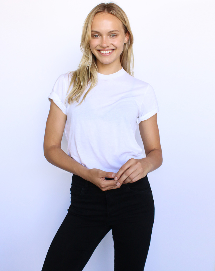 Picture of Mae Van Der Weide