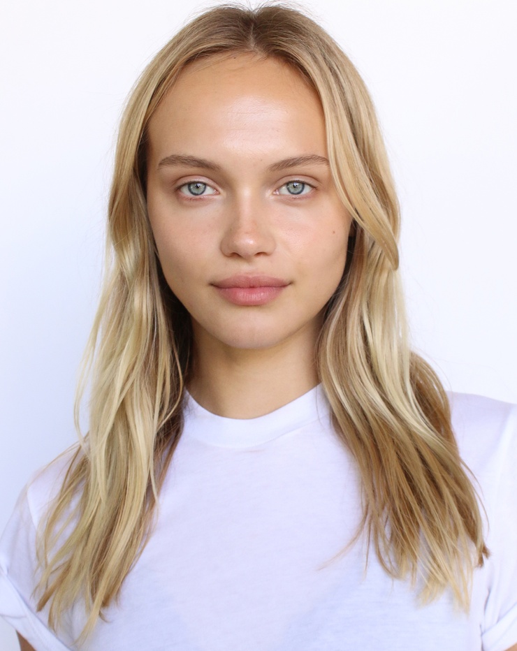 Mae Van Der Weide picture