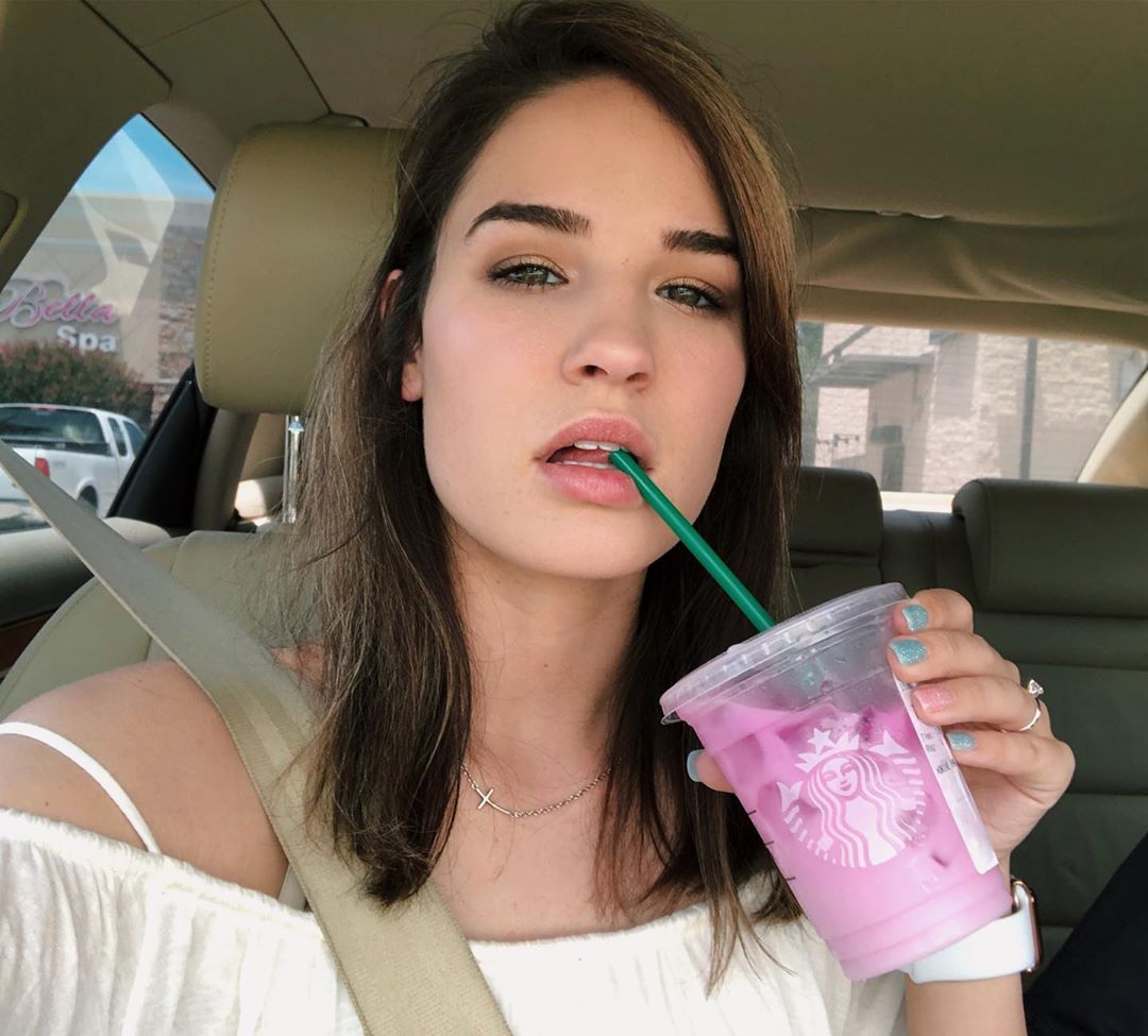 Madeline Phillips image