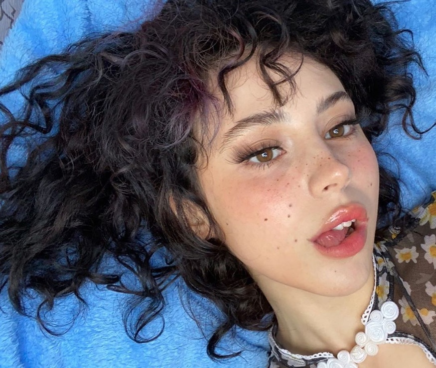 Picture of Mina Bell