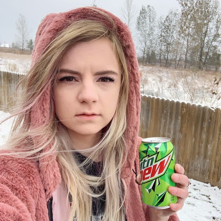 Picture of Elise Ecklund