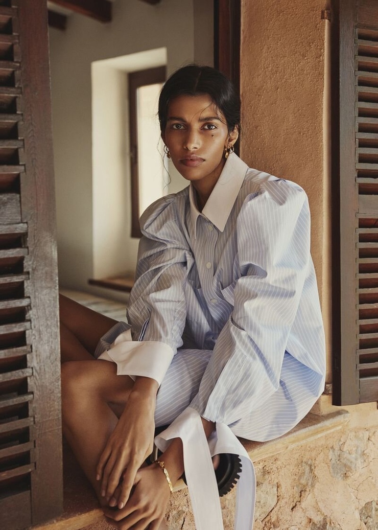 Picture of Pooja Mor