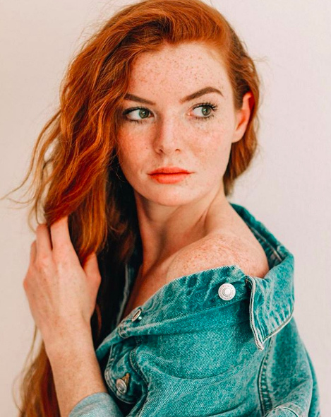 Picture of Laura Roxanna