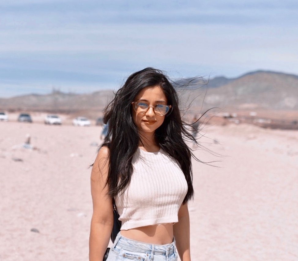 Yvette Monreal picture