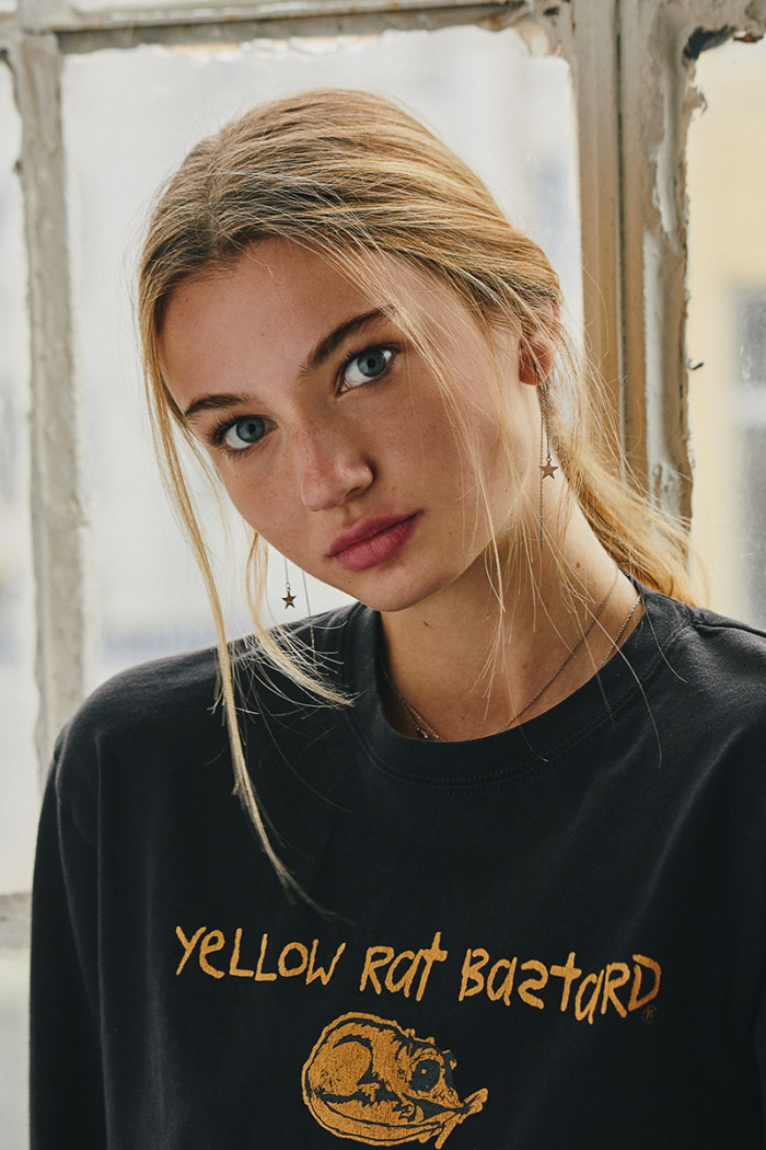Nicolette King image