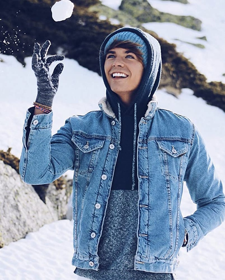 Picture of Javier Luna