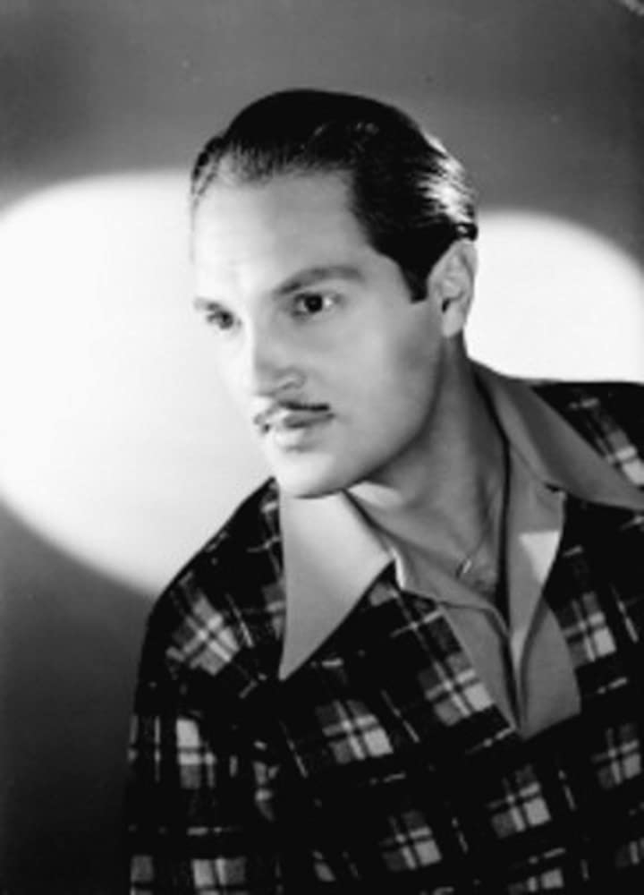 Picture of Roberto Cañedo