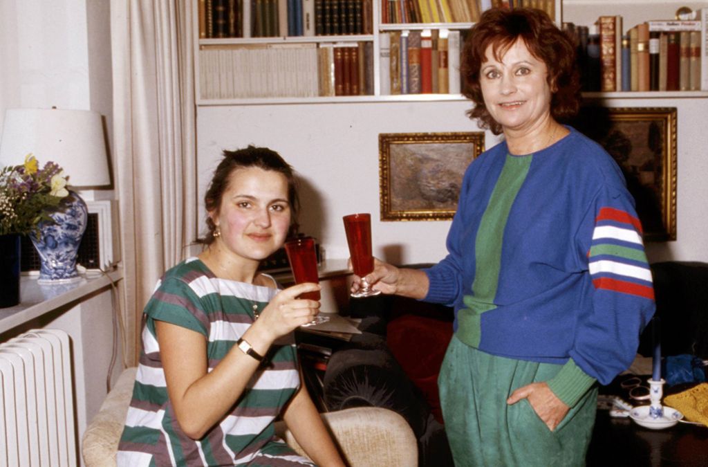 Stella Adorf and Lis Verhoeven