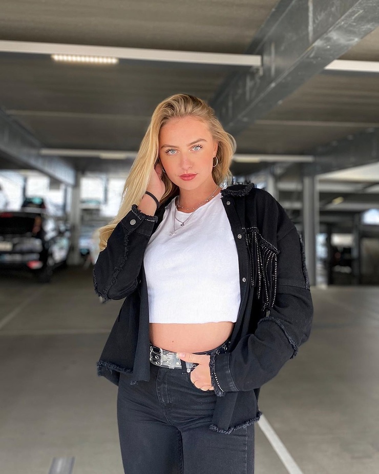 Picture of Lina Dueren