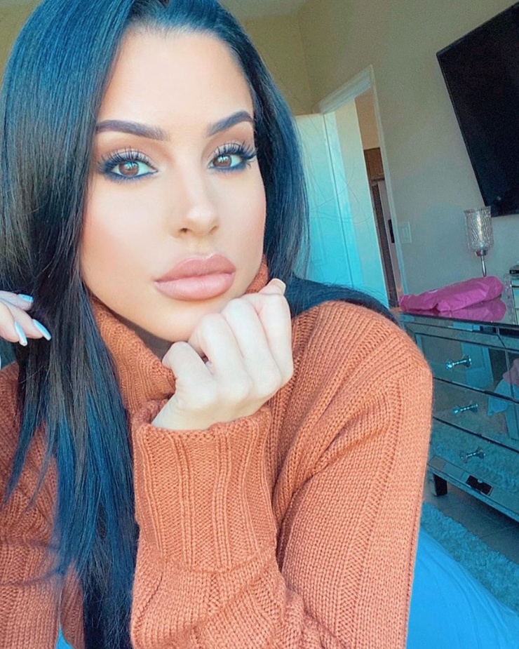 Image of Stephanie Acevedo