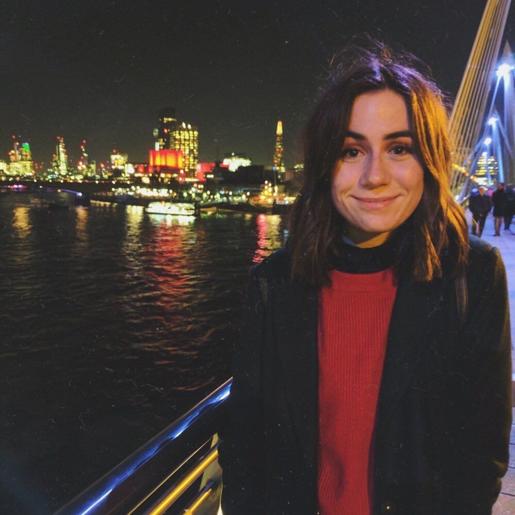 Image of Dodie Clark