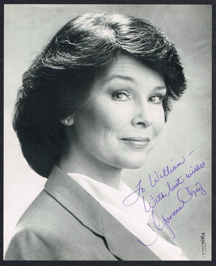 Picture of Yvonne Craig