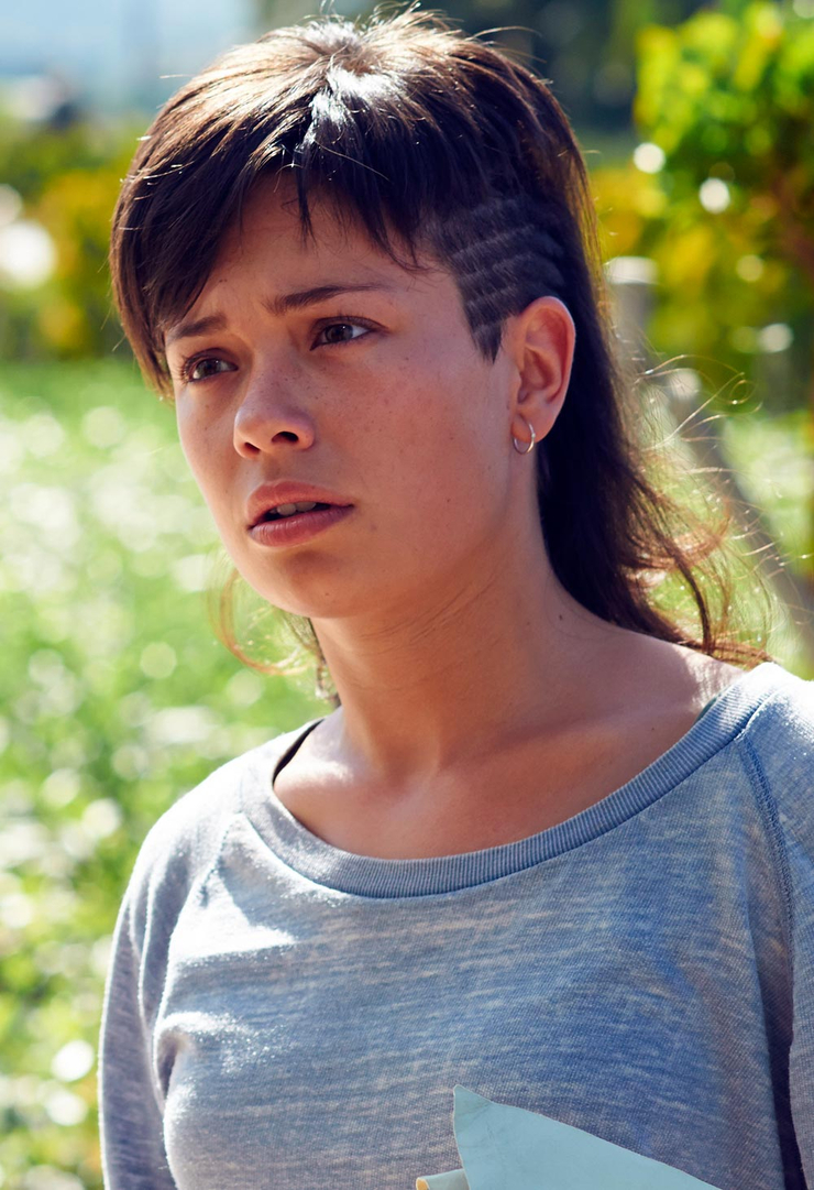 Anna Castillo picture