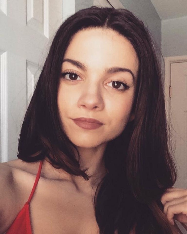 Picture of Lauren LaVera