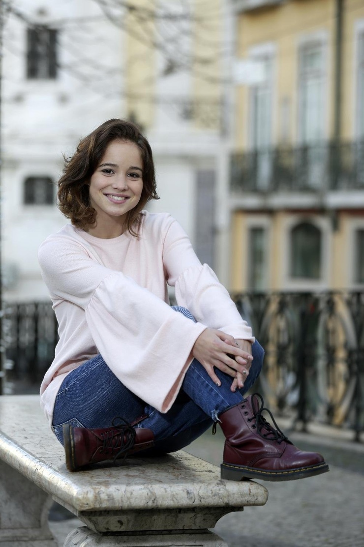 Picture of Alba Baptista