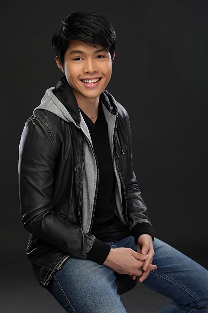 Picture of Elijah Canlas