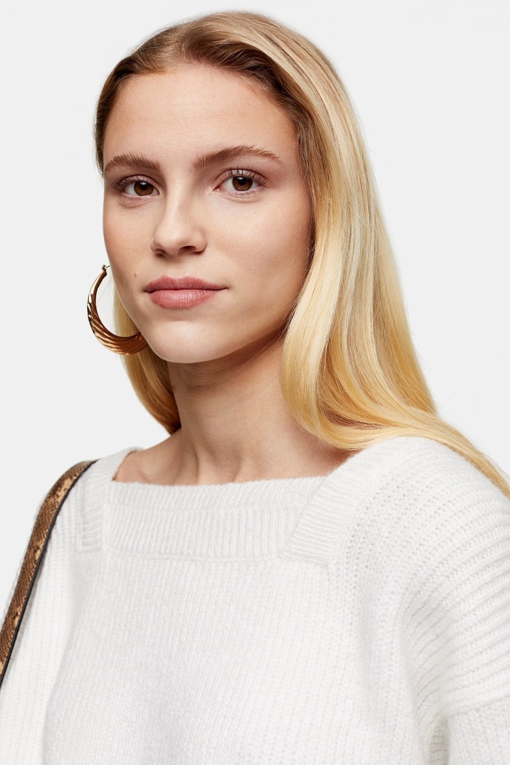 Picture of Alexandra Hutchison